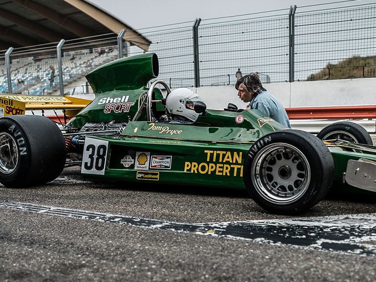 Token RJ02 ’74 – Rocket Supreme